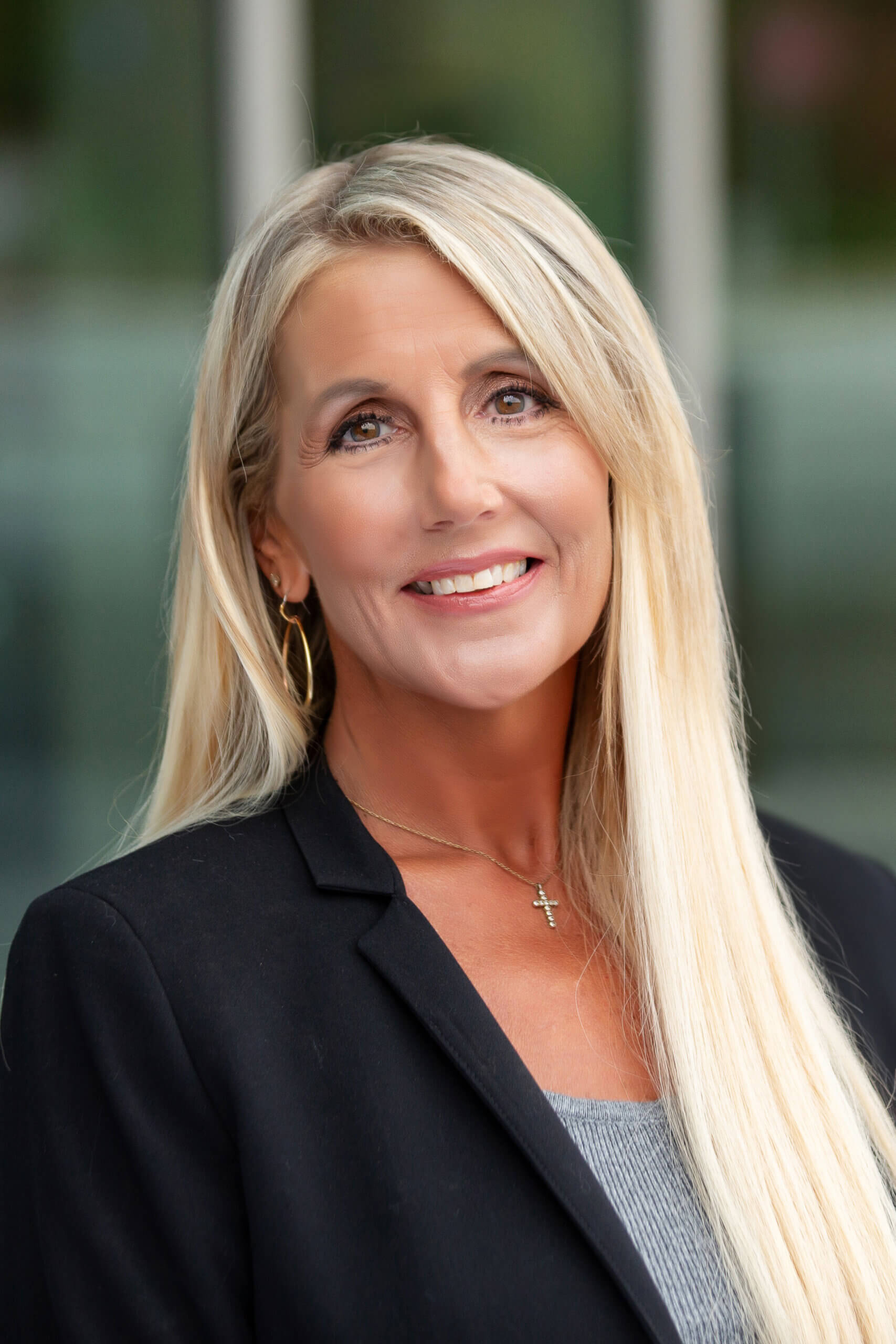 Kathleen Leard - Handler